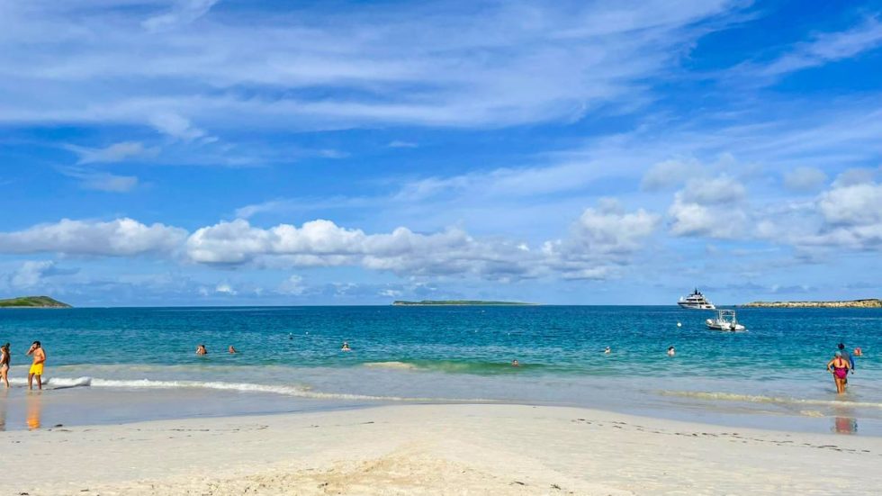 A day at Orient Beach - Everything you need to know 🏖️